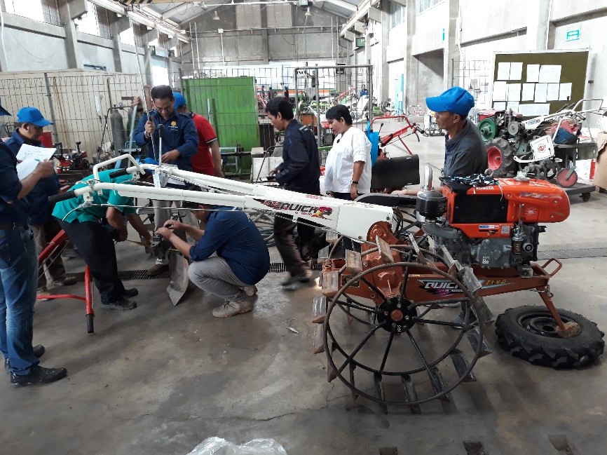 Pelatihan Uji Traktor Roda 2 - Teknik Pertanian dan Biosistem UGM