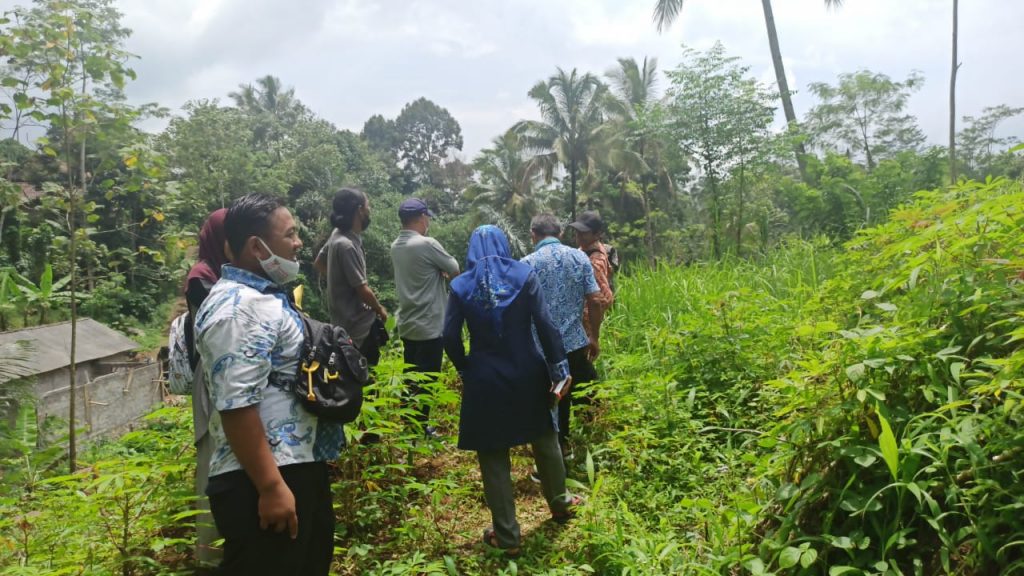 Departemen Teknik Pertanian dan Biosistem Menyusun Rencana Master Plan Agroedu-wisata di Desa ...