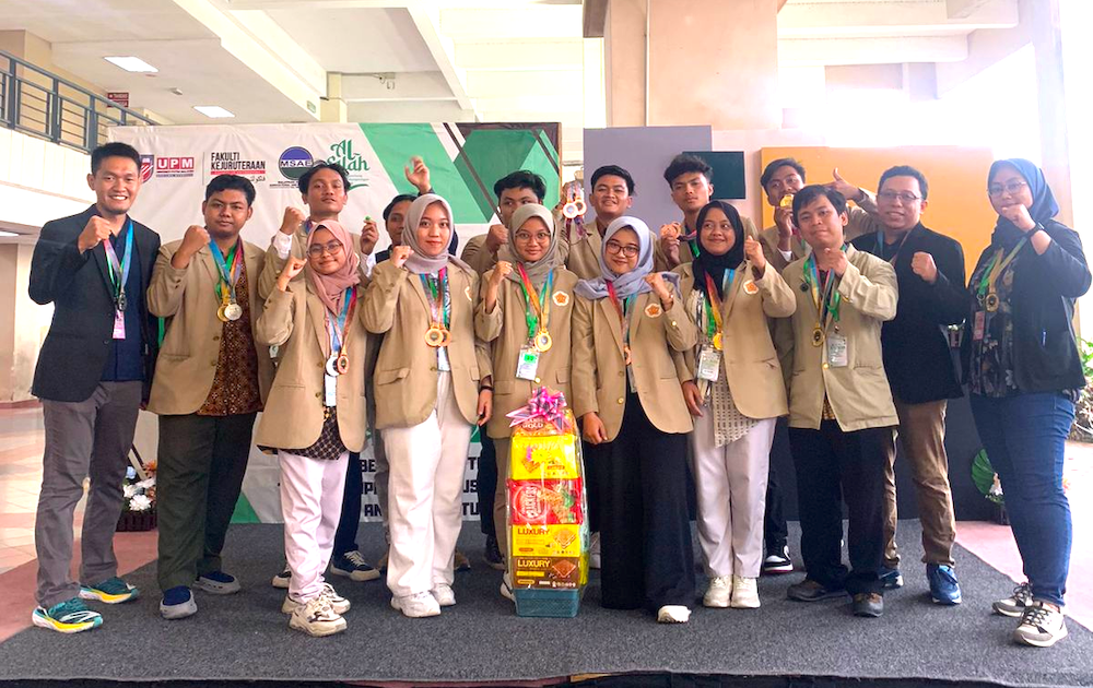 [:id]Tim Mahasiswa Teknik Pertanian FTP UGM Berhasil Meraih Medali Emas pada Kompetisi Akademik ...