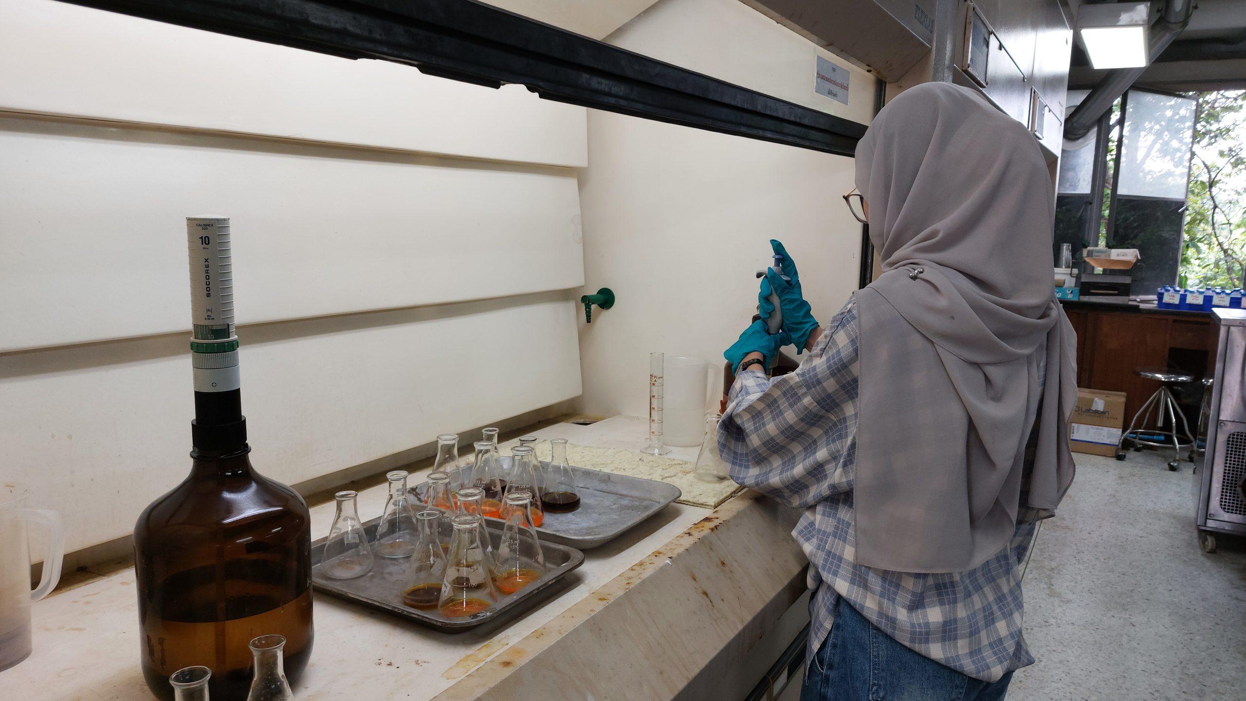 DTPB FTP UGM Strengthens Research Capacity through Laboratory Training ...